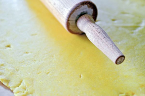 Teig ausrollen - Rezepte & Hausmittel | Frag Mutti