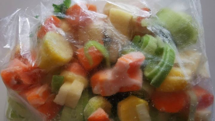 Suppengemüse - fertig vs. frisch selbst zubereitet - Rezept