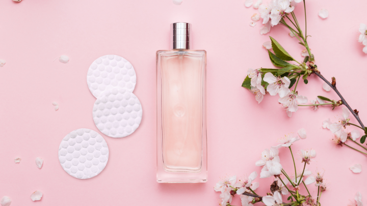 Langanhaltender Duft-Hack für deine Kleidung | Frag Mutti