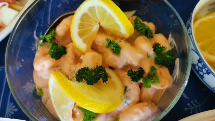 Krabbencocktail mit selbstgemachter Cocktailsauce - Rezept